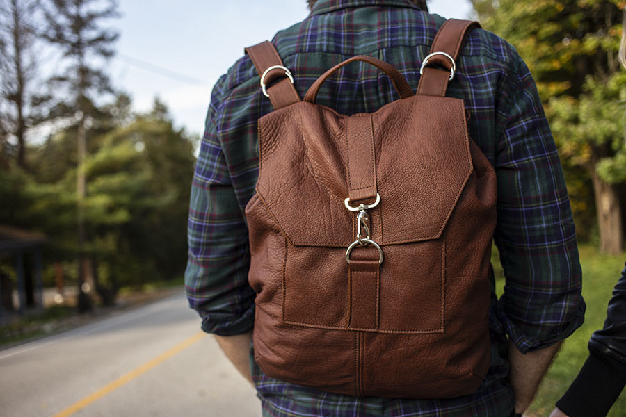 Hides in Hand | Canadian Handcrafted Leatherware